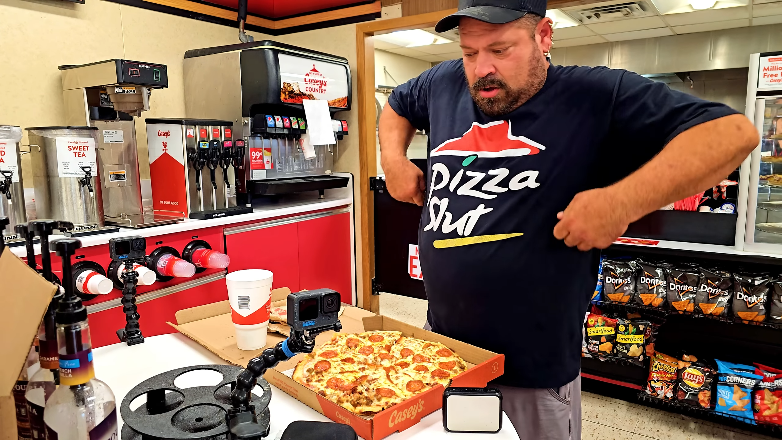 I’ve always wanted to do this! Large meat lovers pizza 🍕