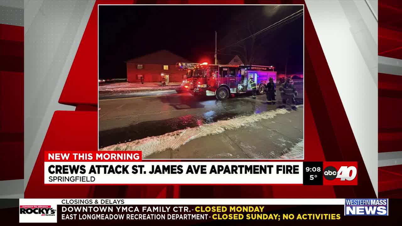 Fire crews rush to put out apartment fire