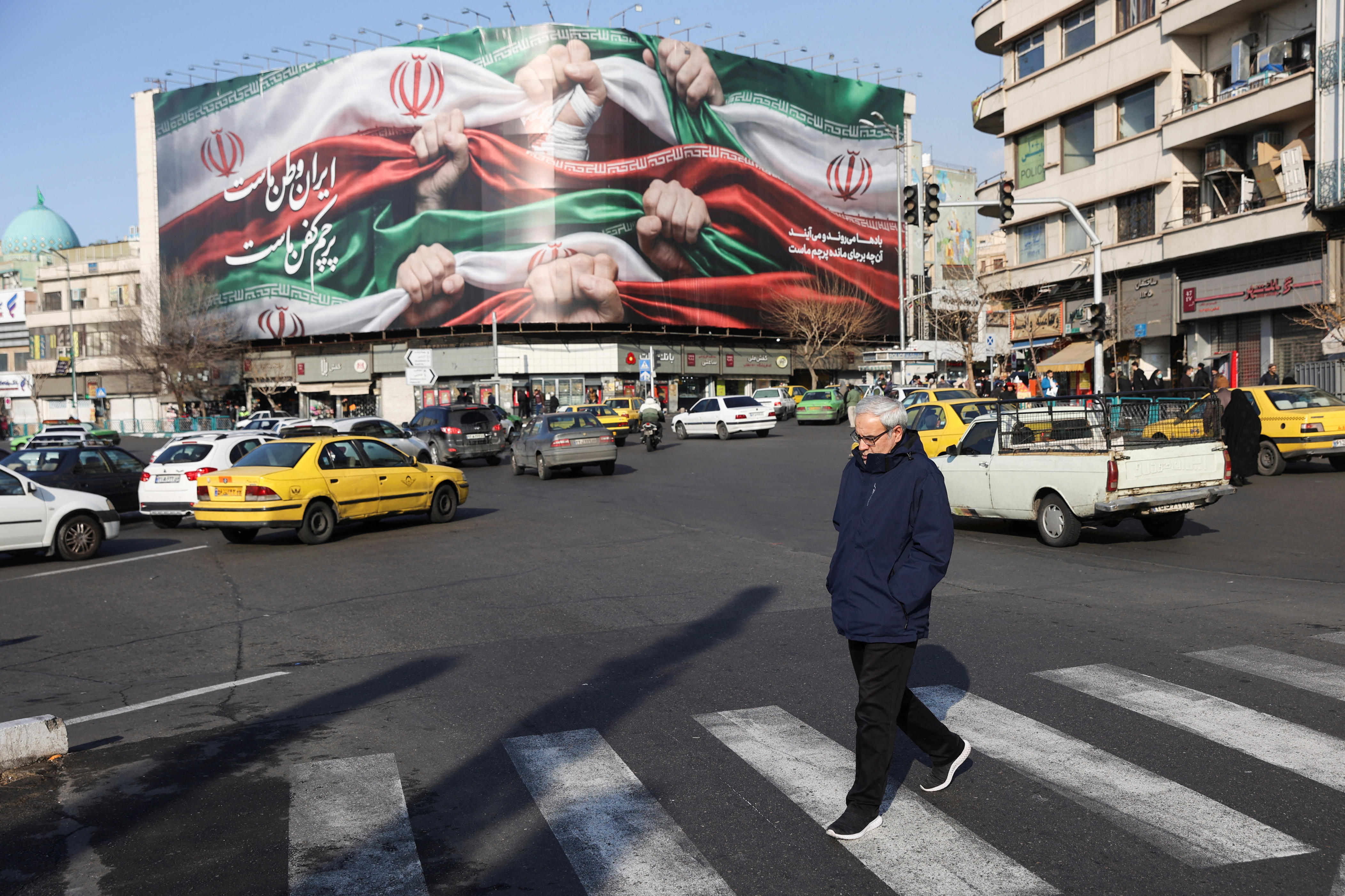 Iranian merchants only have 20 minutes of supervised internet access ...