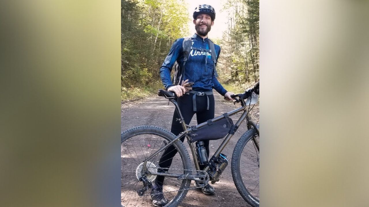 Obamas criticize federal tactics after fatal Minnesota shooting, call ...