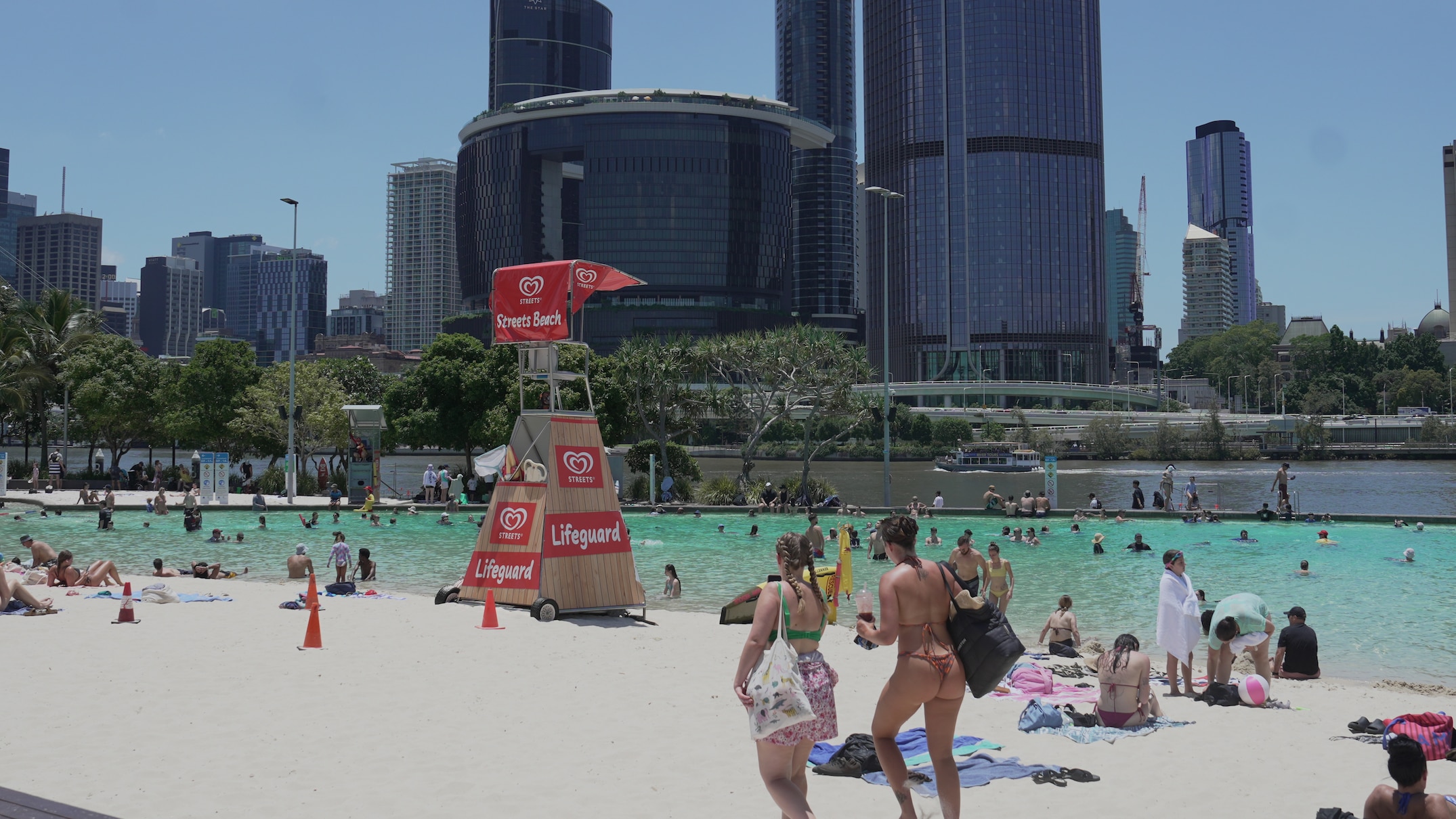 Brisbane temperatures to reach high 30s as Cairns and Townsville face ...