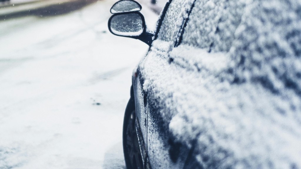 Russia's Kamchatka Peninsula experiences heaviest snowstorm in 60 years