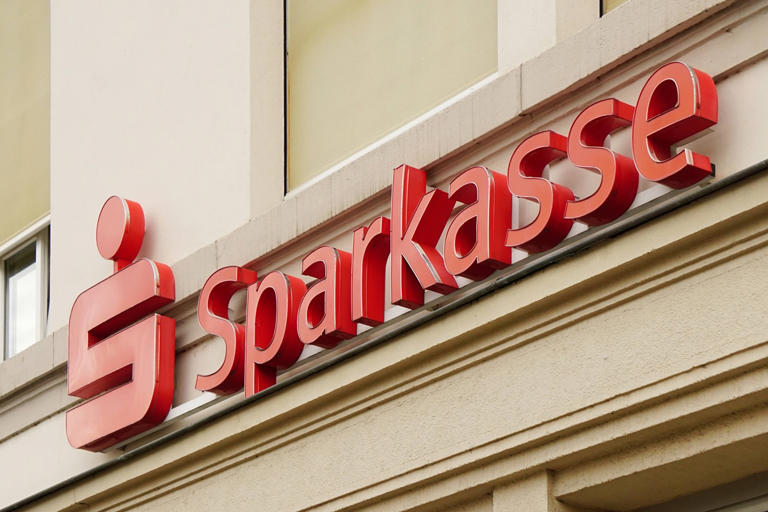 Sparkasse-Kunden müssen jetzt schnell handeln – Online-Dienst wird ...