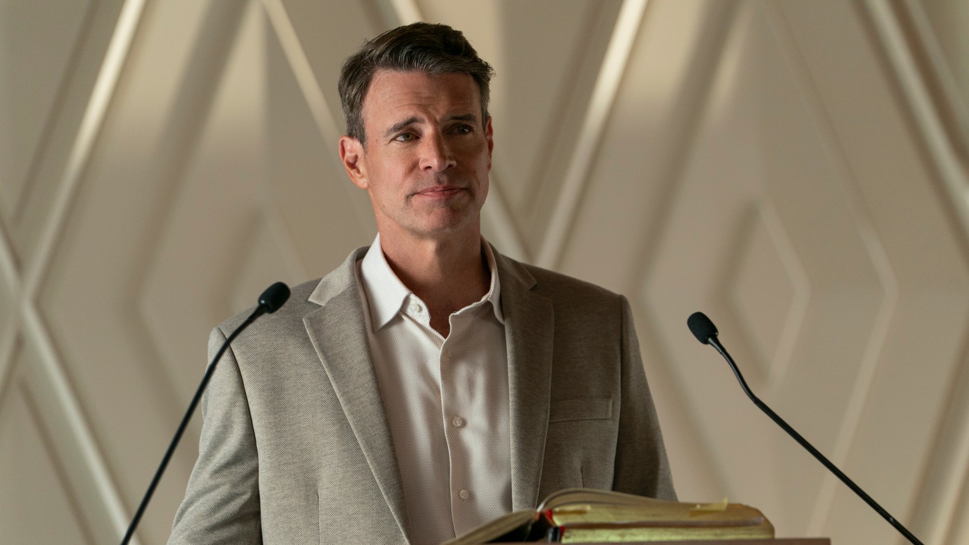 Scott Foley reveals why playing a pastor on a faith-based show was 'scary'