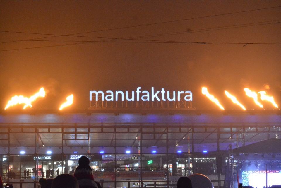 Wystrzałowo, ale bez huku. 34. finał WOŚP w Manufakturze rozbłysnął ...