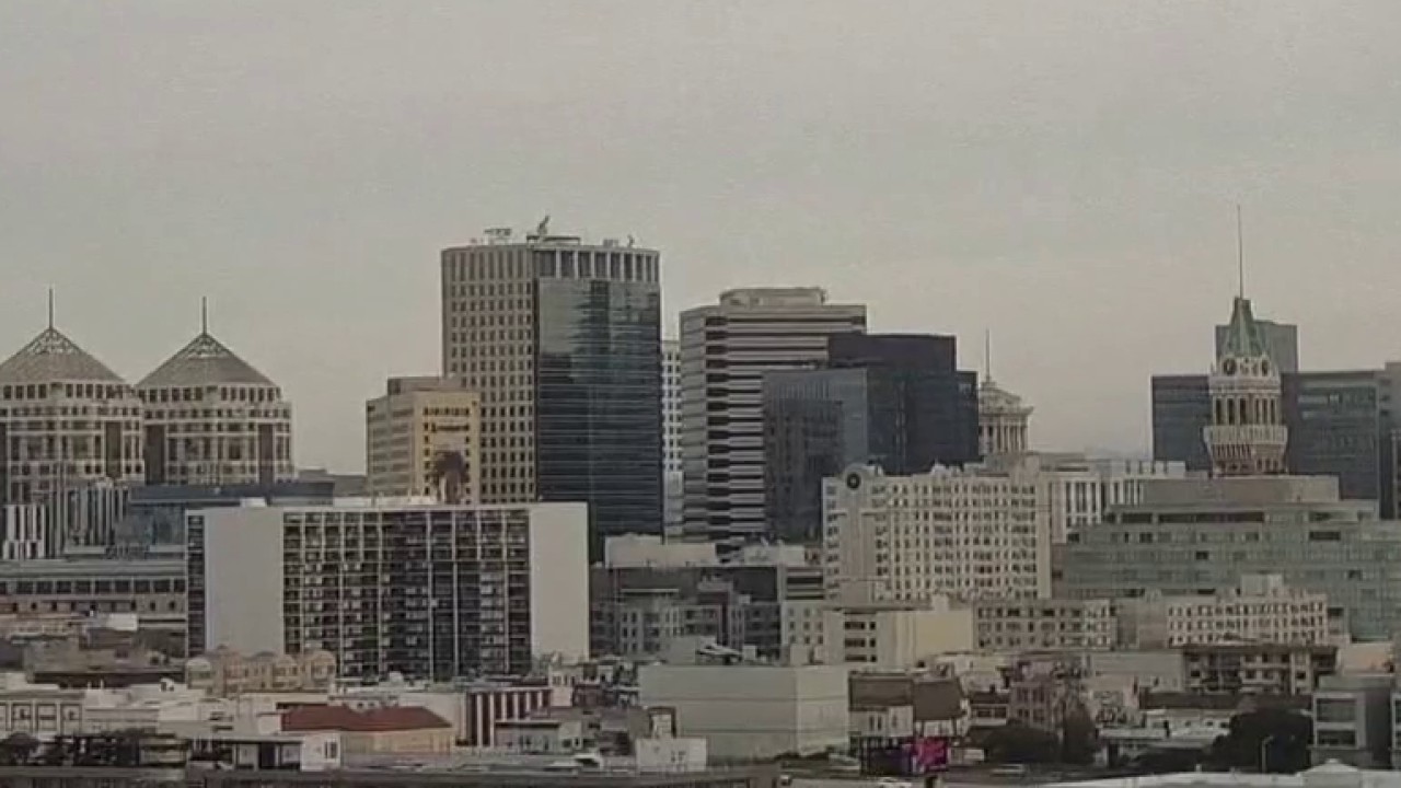 Patchy, dense fog in the Bay Area as temps begin to thaw