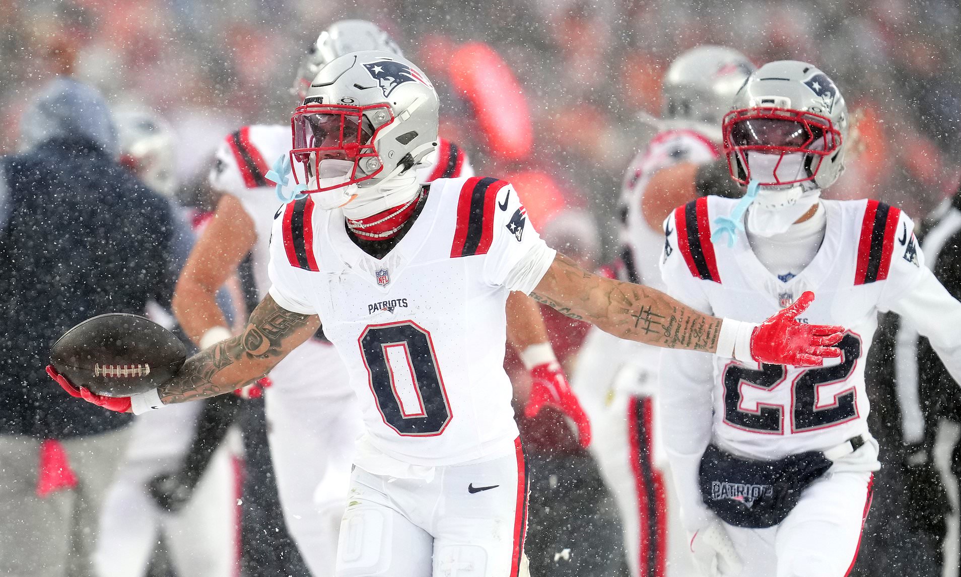 Patriots are back in the Super Bowl as they beat the Broncos 10-7 in ...