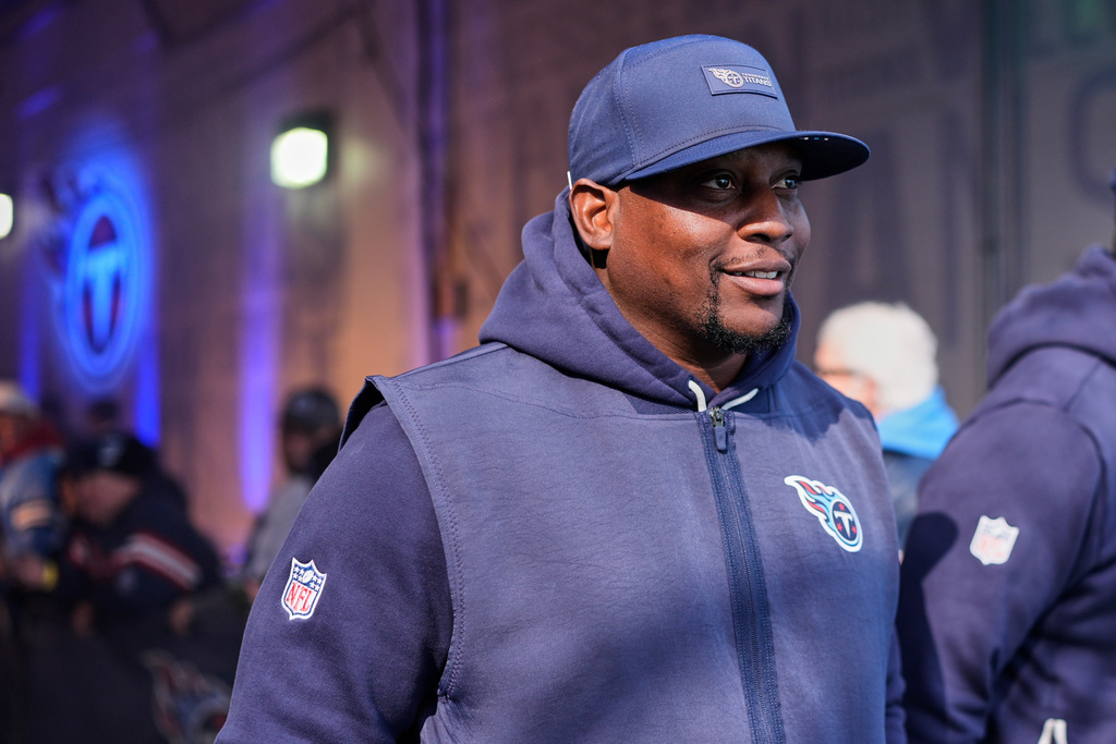 Giants contratan a Dennard Wilson como coordinador defensivo según ...