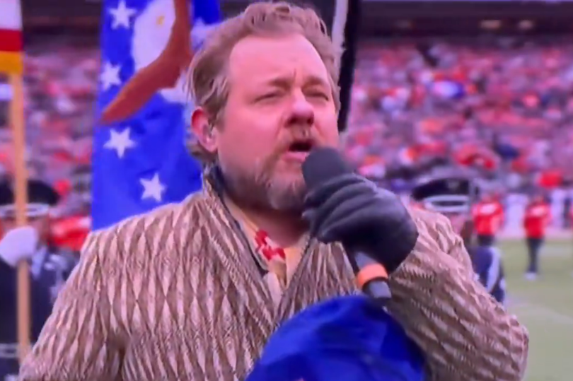 Patriots-Broncos national anthem singer faces heat after performance