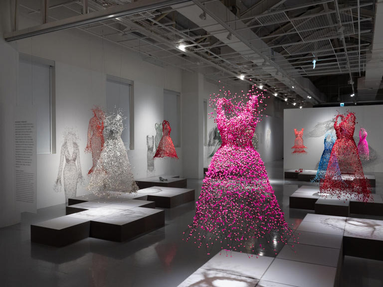 Geum Ki-sook's 40-year fashion art journey showcased in Seoul exhibition