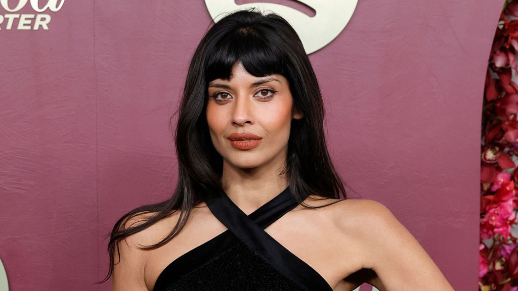 Jameela Jamil explains calling Blake Lively a "suicide bomber" in ...