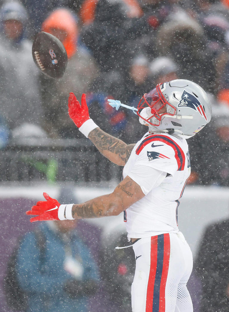 Best photos of Patriots' win over Broncos in AFC championship game