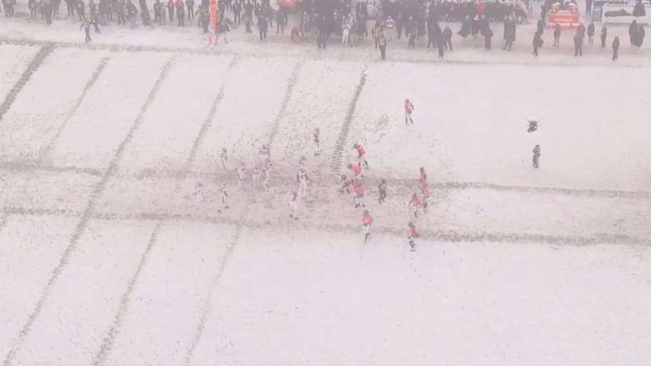 Time-lapse video of wintry Broncos-Patriots AFC title game is ...