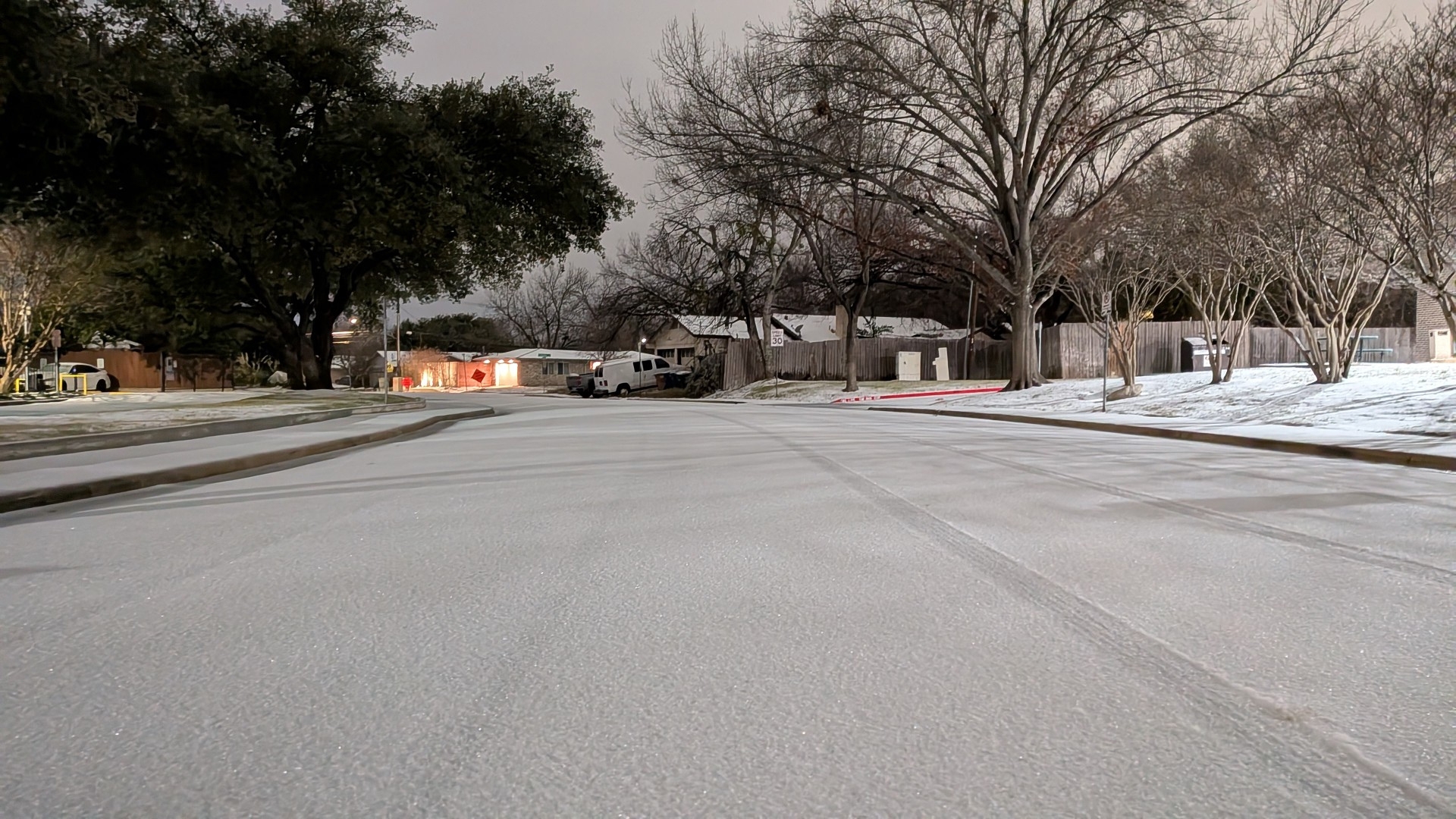 TXDOT working around the clock to clear ice