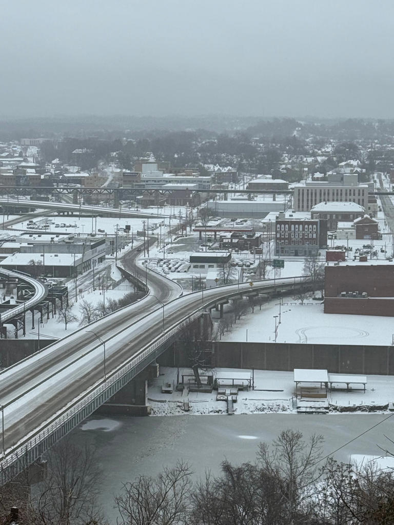 Picture this: Mid-Ohio Valley becomes an icy winter wonderland