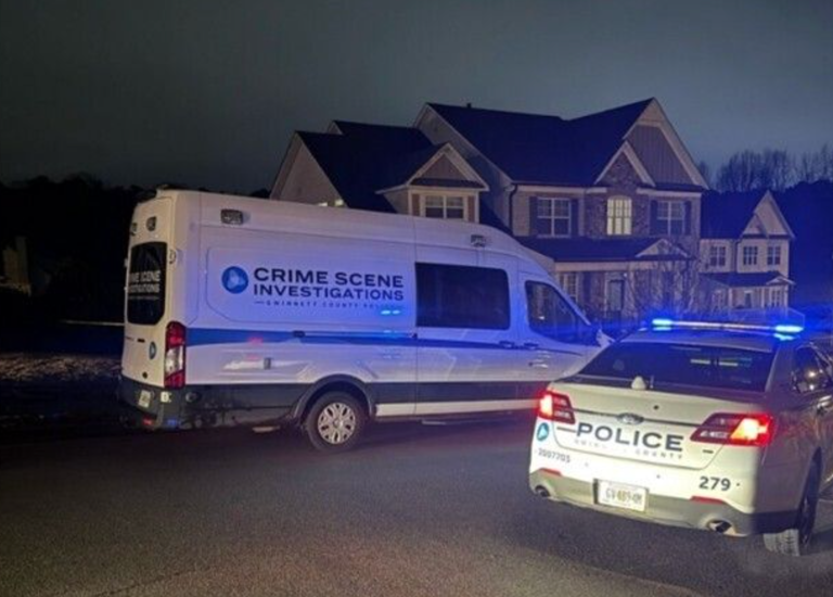 Man killed relatives while kids hid in closet and called 911, cops say