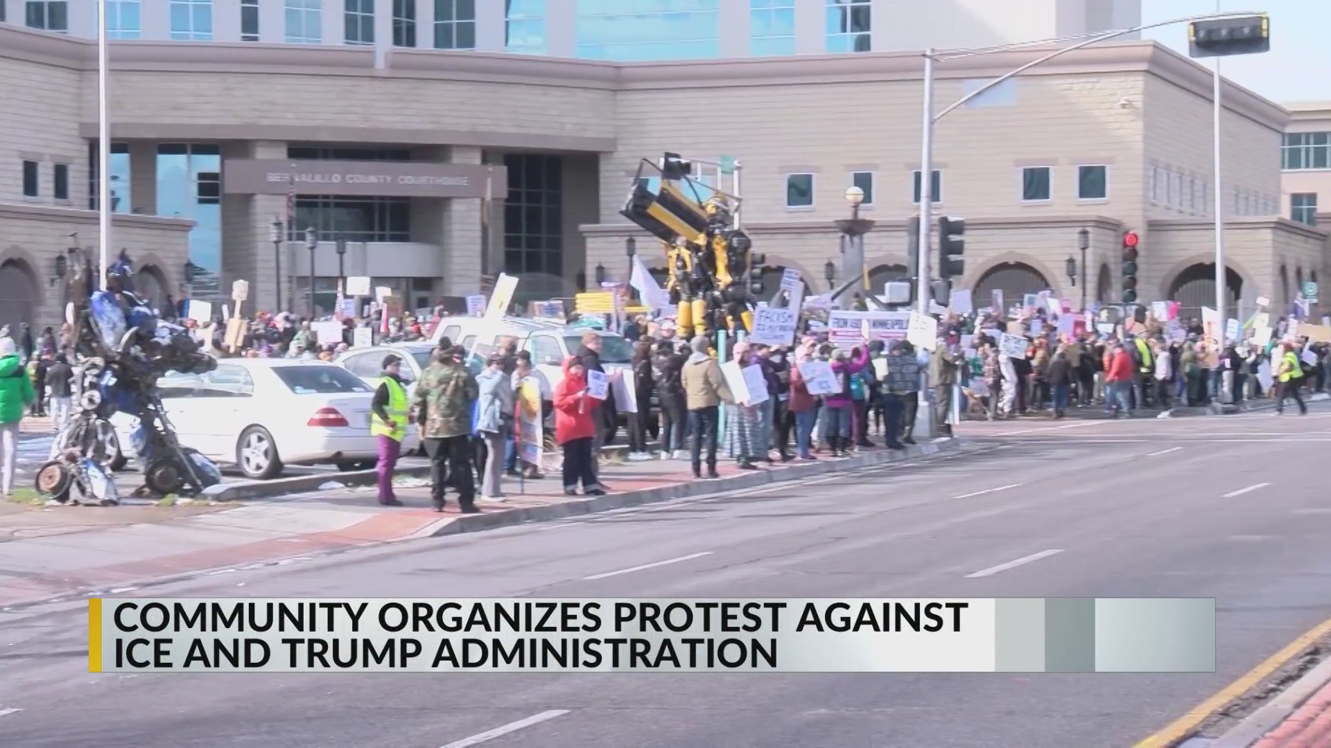 Albuquerque community protests in wake of Saturday's Minneapolis ICE ...