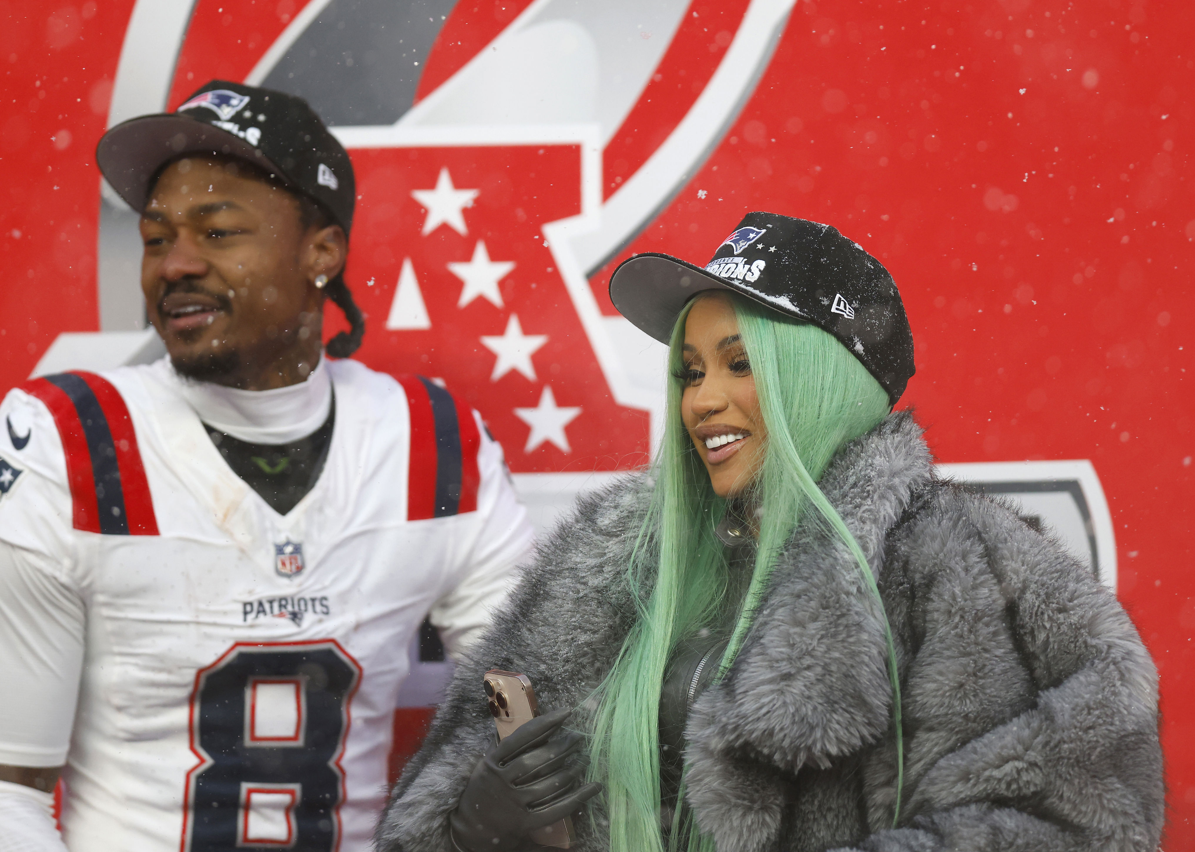 Cardi B celebrates boyfriend Stefon Diggs’ Super Bowl berth as Patriots ...