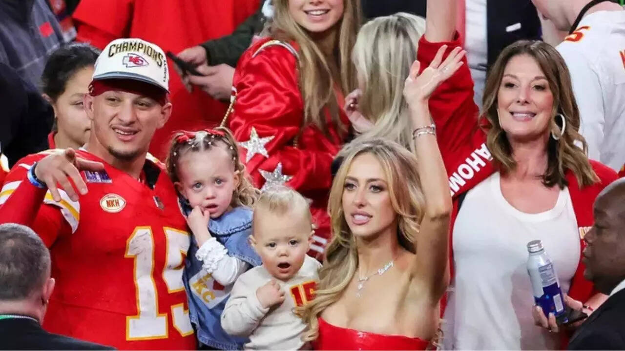 Patrick Mahomes battles quiet rehab as Brittany Mahomes creates ...