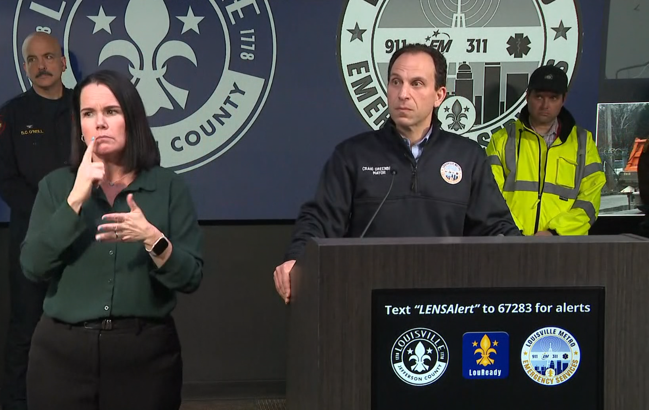 Mayor says balloons to blame for 5,000 losing power in west Louisville ...