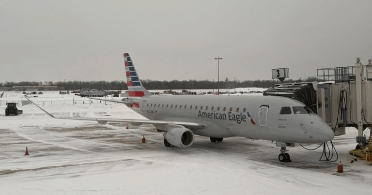 Little Rock airport issues update on Sunday flights