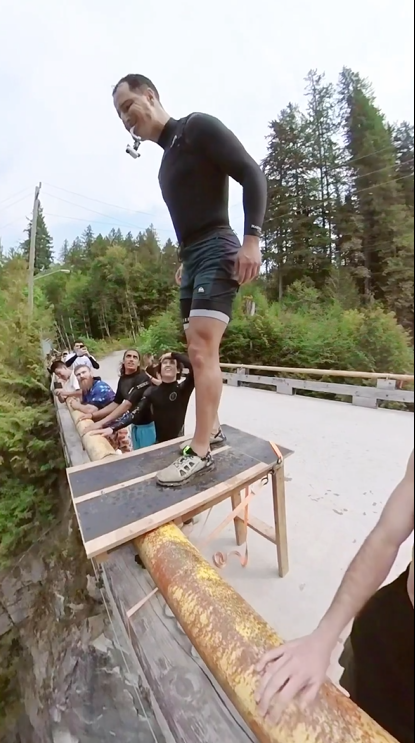 Follow me on a 34-meter cliff jump – adrenaline overload!