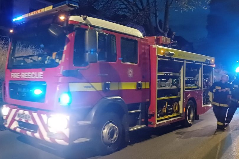 M20 Kent vehicle fire: Firefighters use 'breathing apparatus' after ...