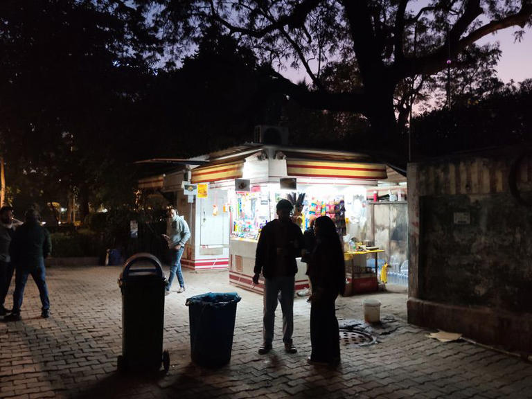 Poco M8 review: Classic mid-segment performer with classy premium looks