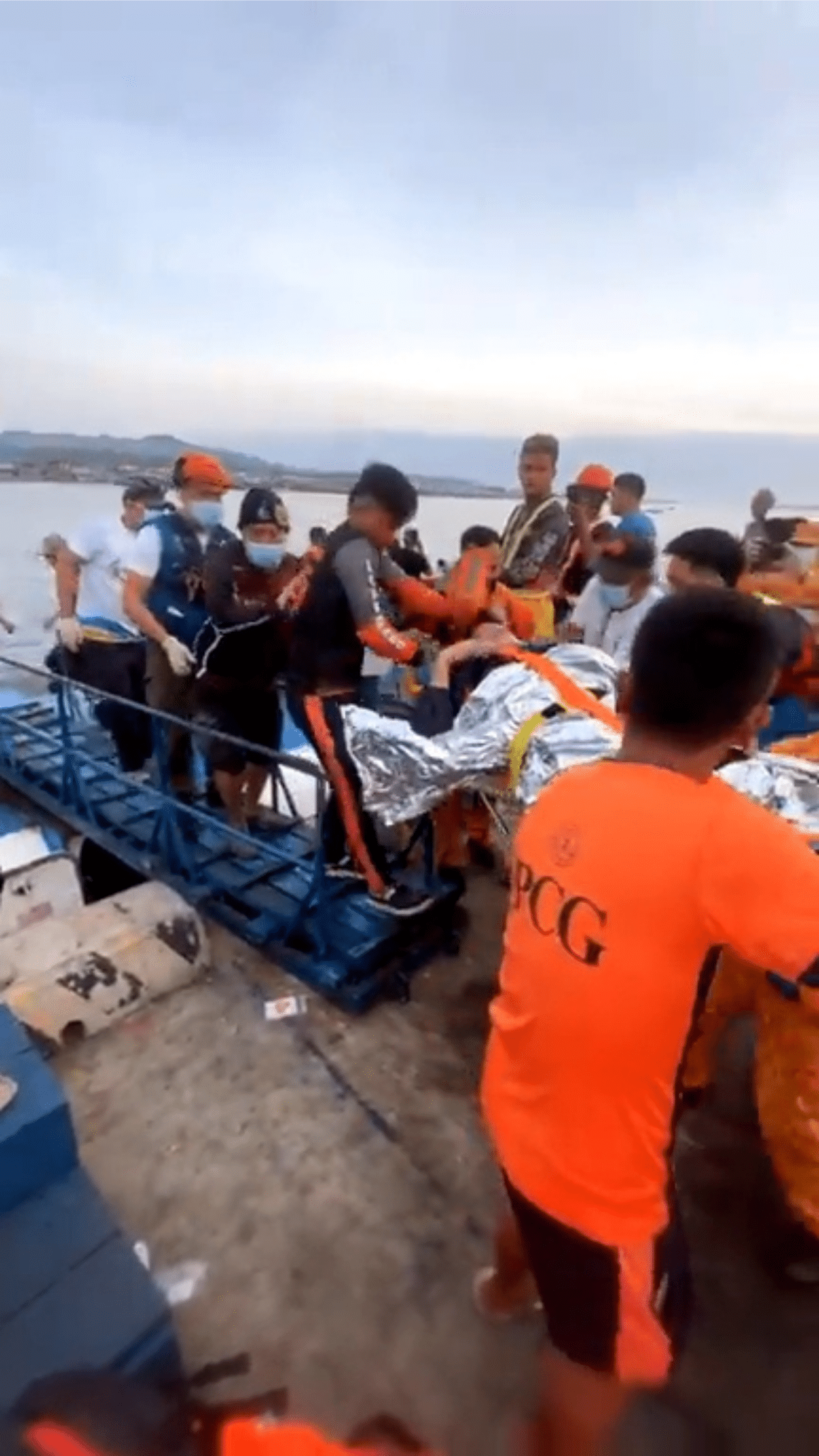 PCG: RoRo vessel not overloaded; 223 rescued as boat sinks off Basilan