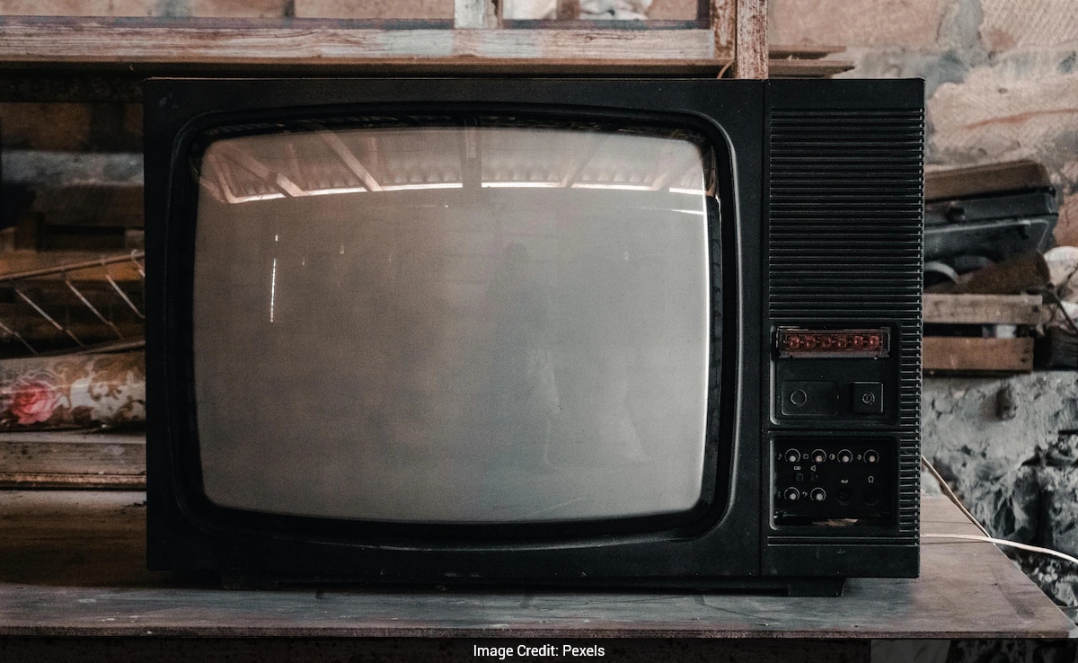 91-year-old woman in China slaps TV in anger over unfair treatment of ...