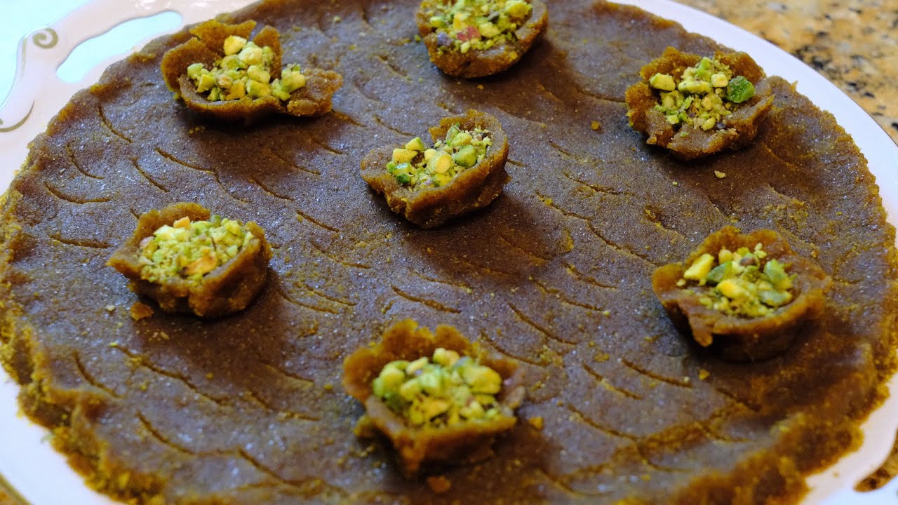 Persian halva: Traditional sweet dessert recipe
