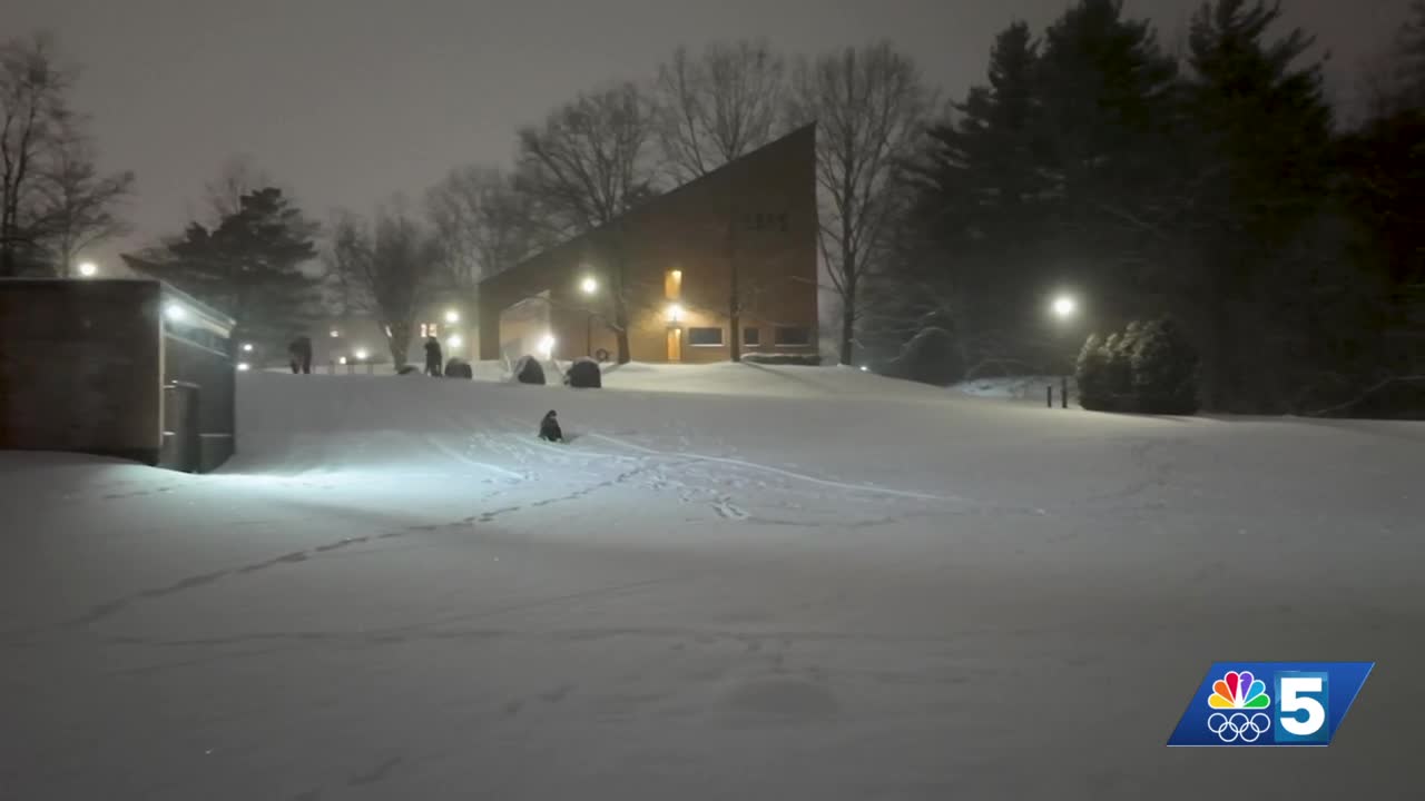 UVM students enjoy snowstorm while workers work diligently to keep ...