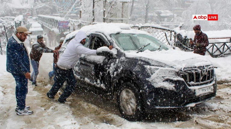 Yellow alert for heavy snowfall sounded in Himachal Pradesh, check forecast