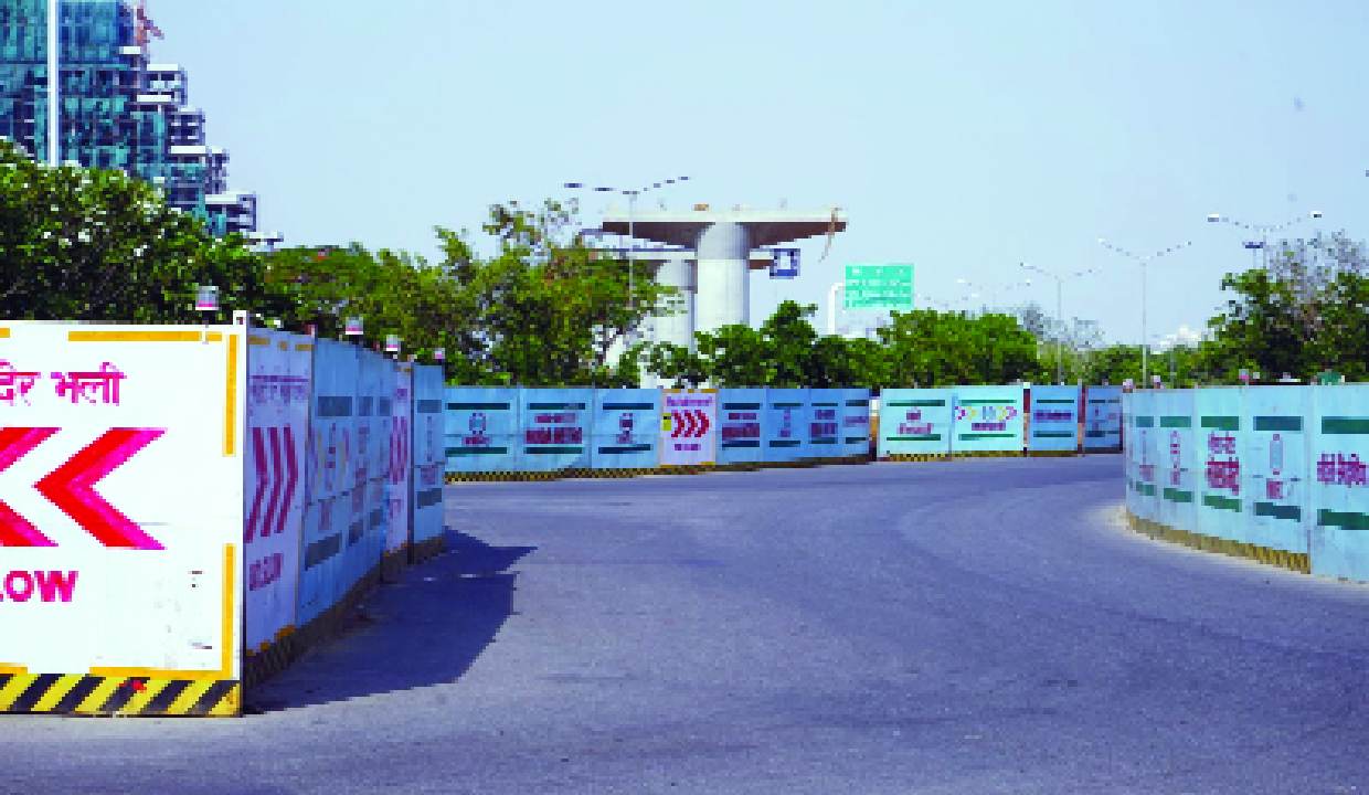 DMRC barricades 20-km construction sites to ensure commuters' safety