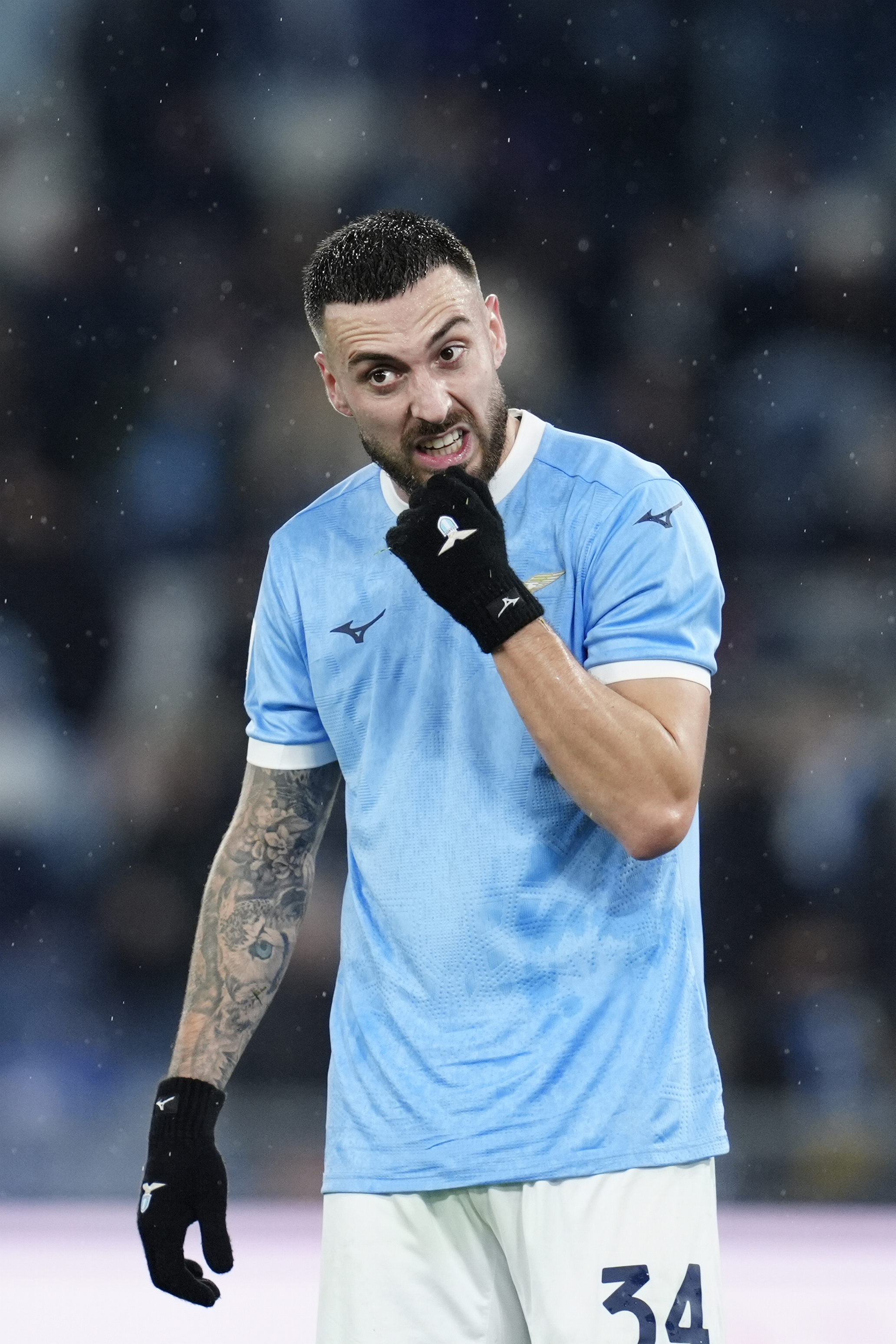 Milan interested in Mario Gila; Madrid hold buy-back option