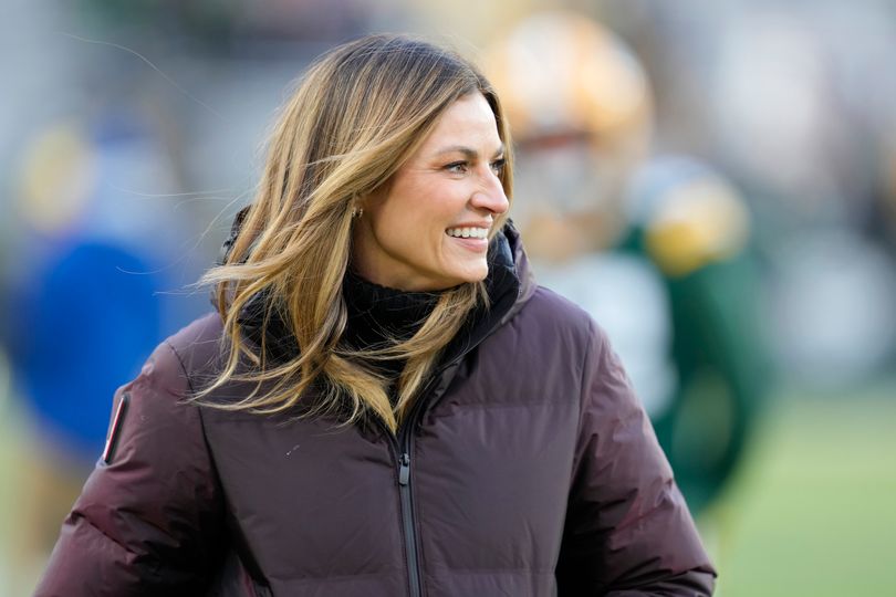 Erin Andrews delays FOX interview to comment on Terry Bradshaw's ...