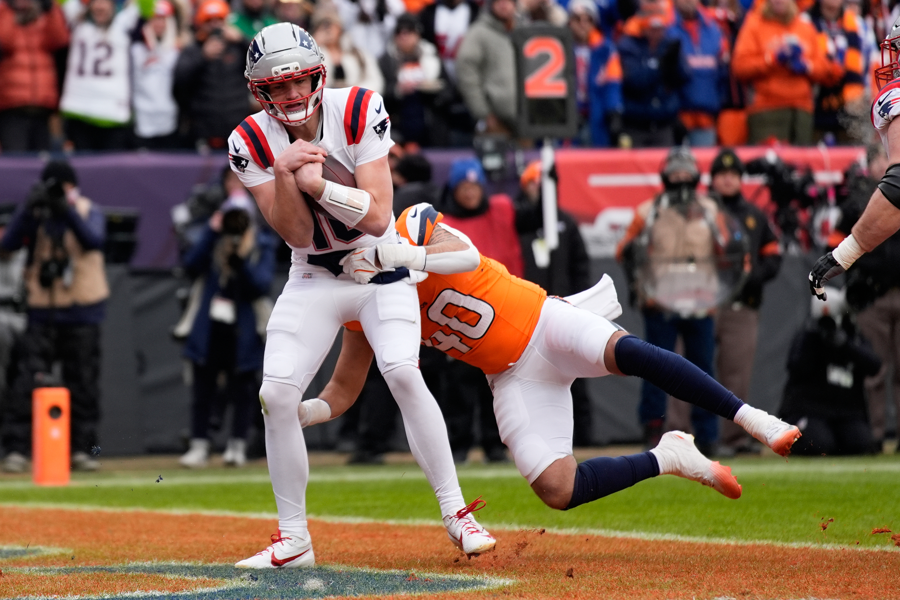 Patriots outlast Broncos in snowy AFC Championship game to reach Super ...