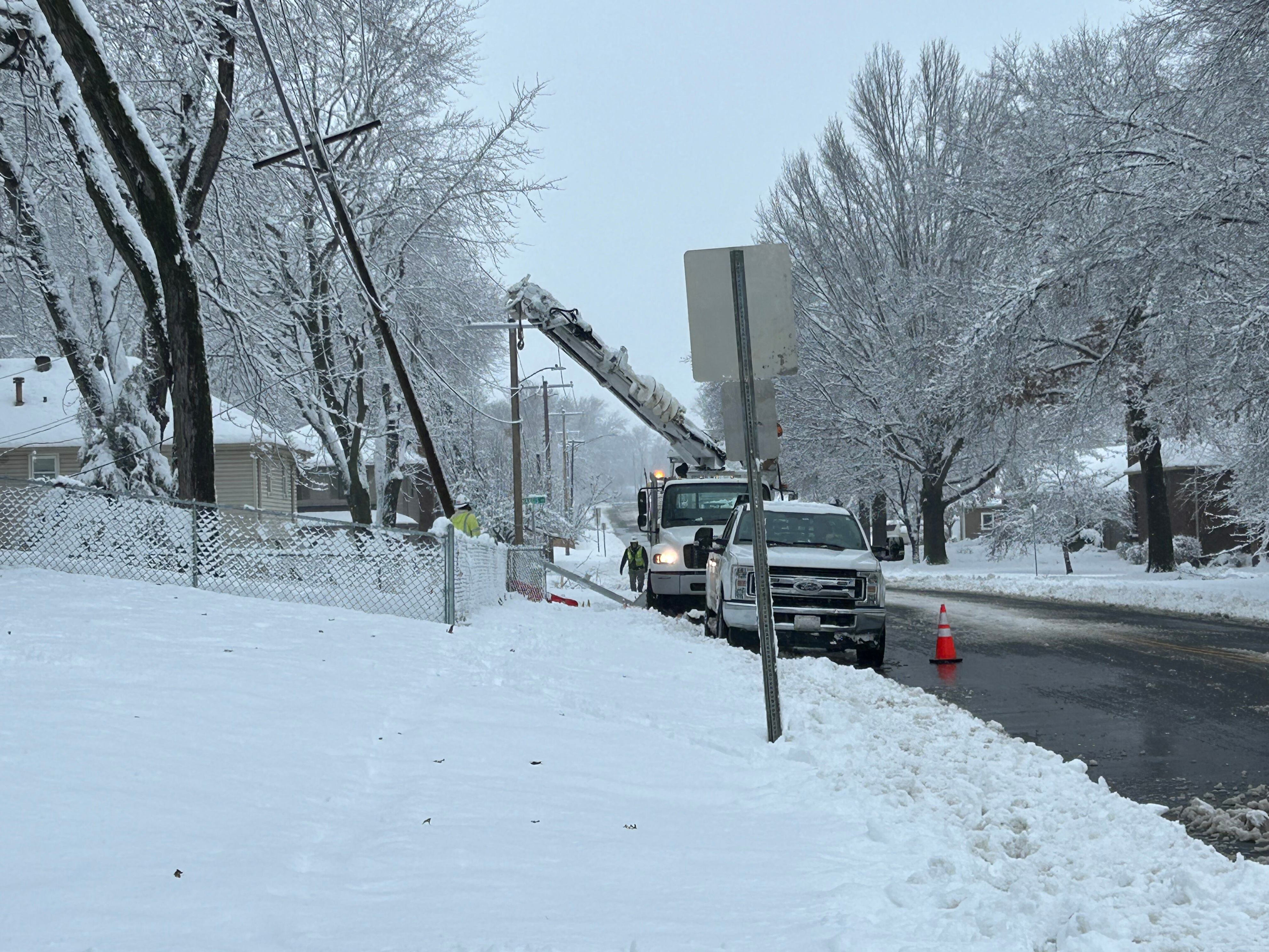Two Kentucky Utility Companies Encourage Customers to Conserve Energy