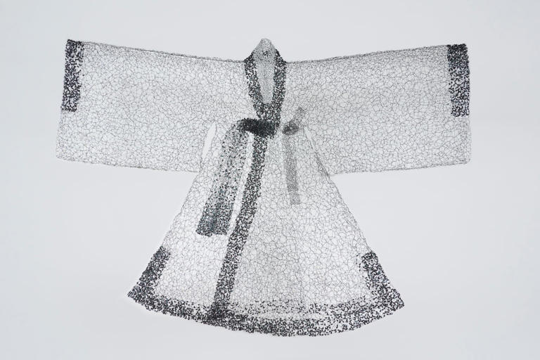 Snowflake fairy costume highlights Geum Key-sook’s 40-year fashion art ...