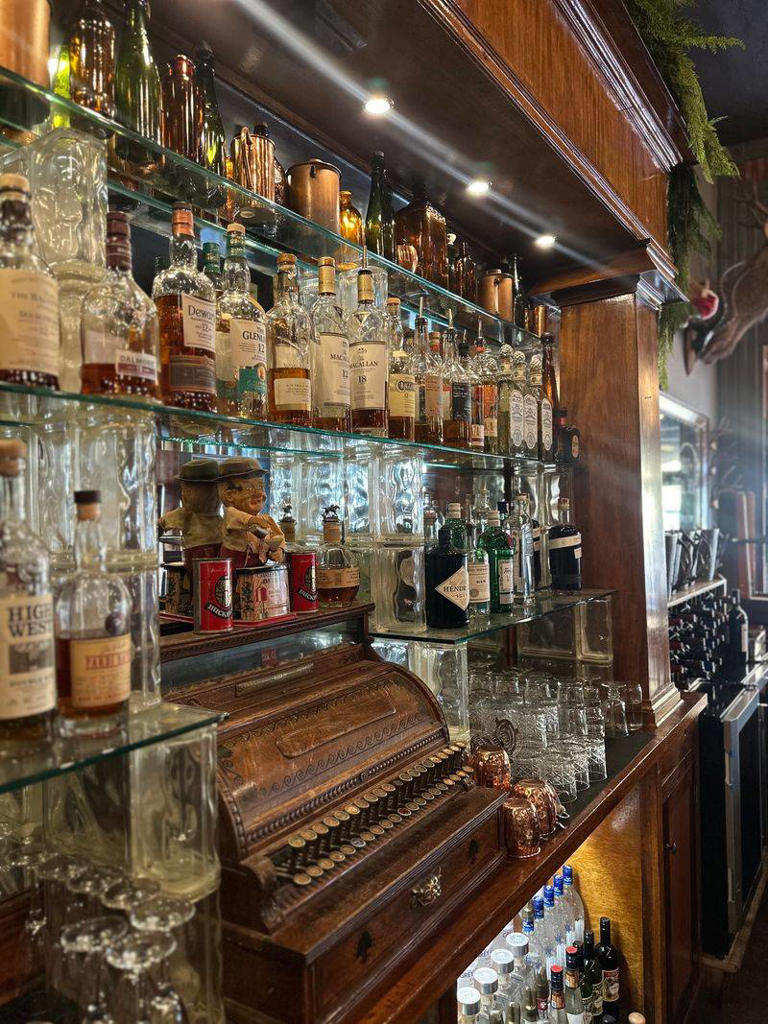 California locals are obsessed with this rustic steakhouse serving ...