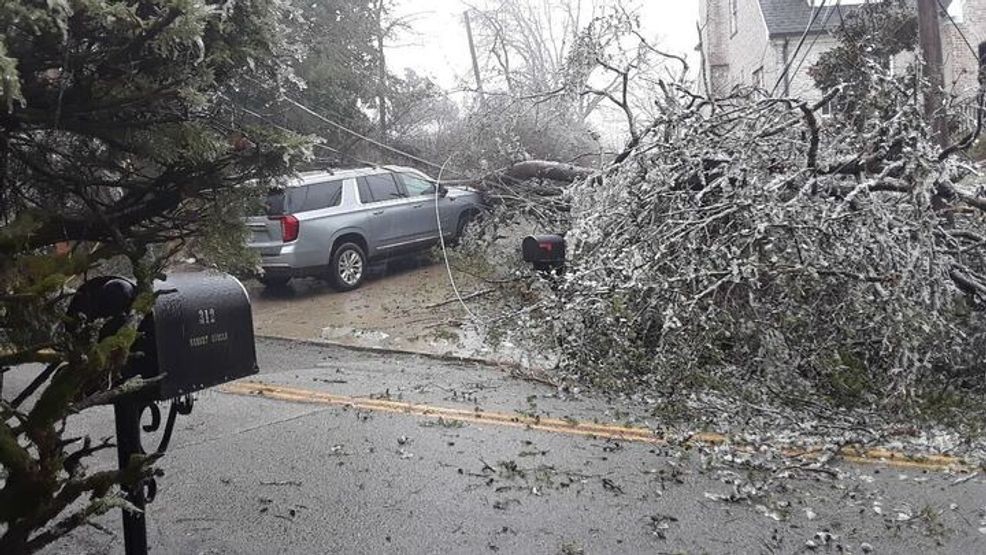 Lookout Mountain family one of many bracing for freezing night as power ...