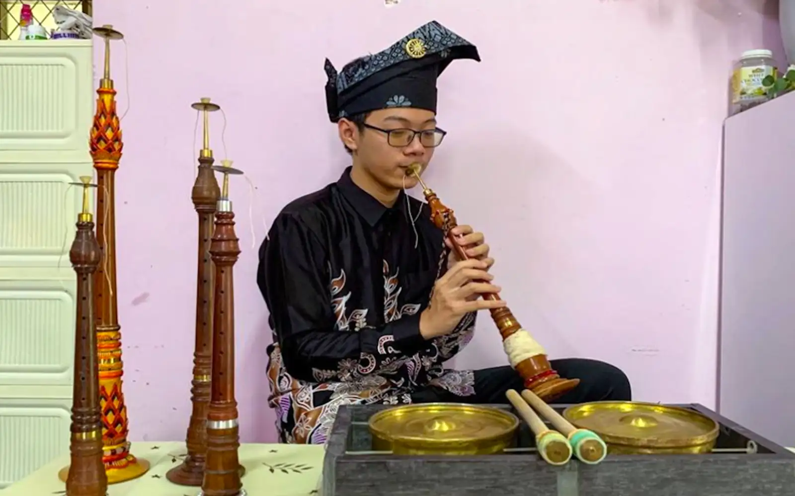 Kelantan teen keeps the serunai’s song alive
