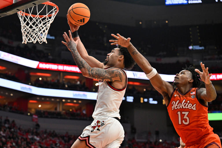 What channel is Louisville basketball game vs Duke on today?