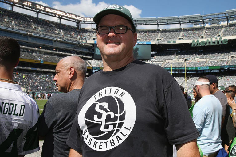 All about Seattle Seahawks quarterback Sam Darnold’s parents, Mike and ...