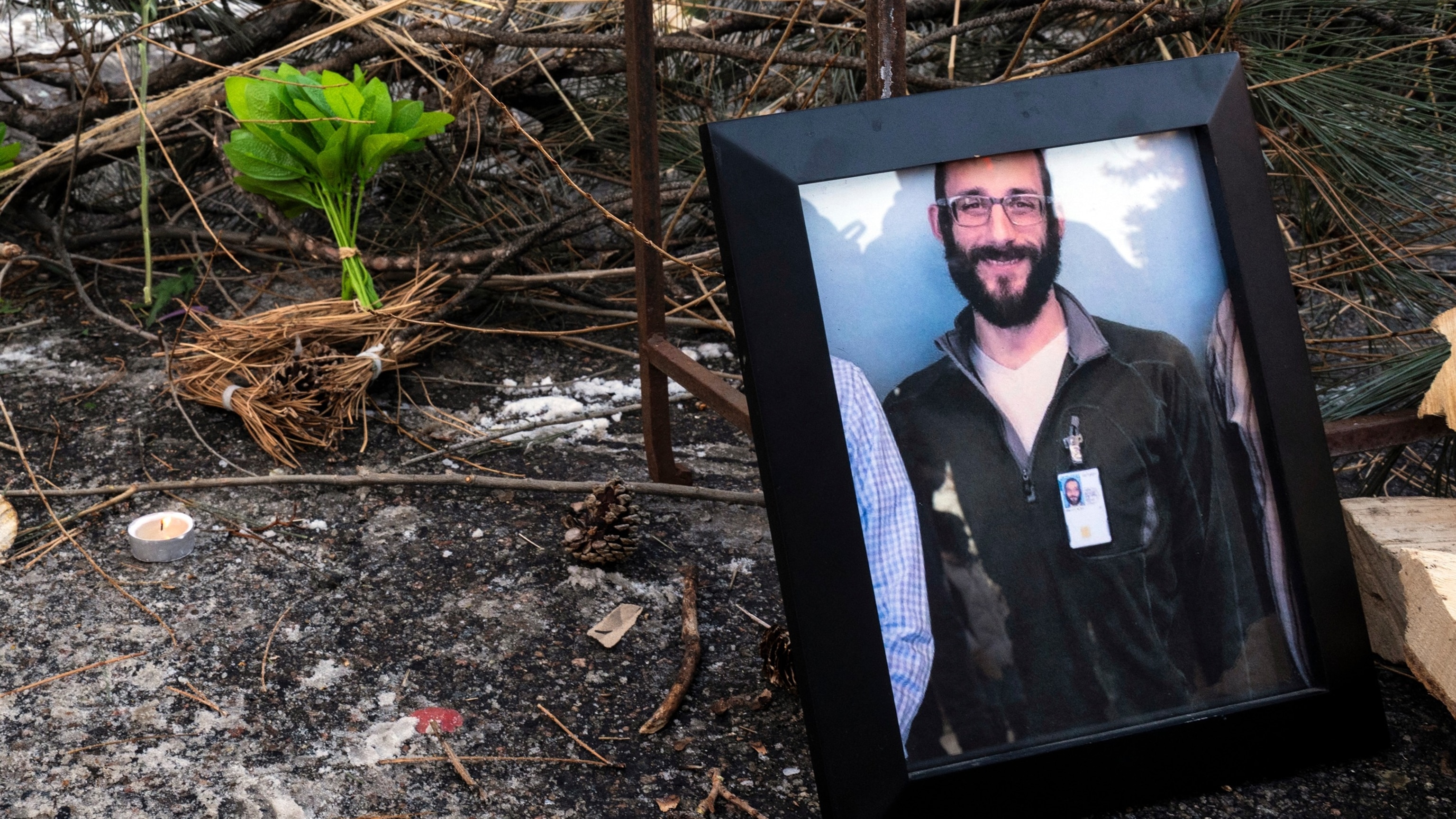 Witness disputes DHS account of fatal Minneapolis shooting: Court documents