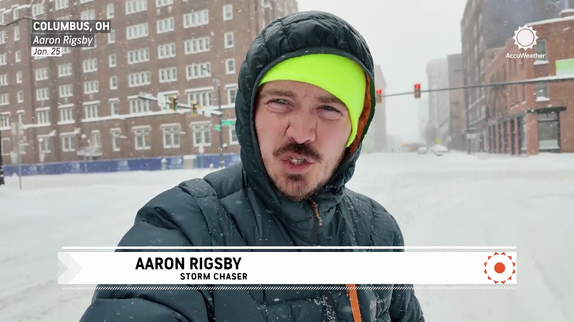 Heavy snow unleashes travel chaos in Ohio