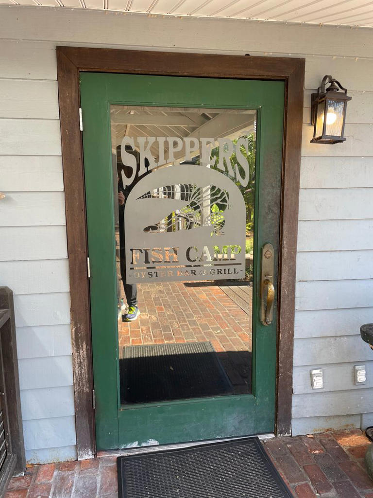 This old-timey Georgia restaurant has fried flounder worth a road trip