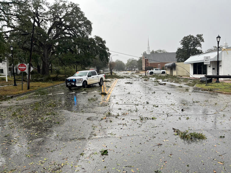 Apparent tornado strikes Geneva, other damage reported