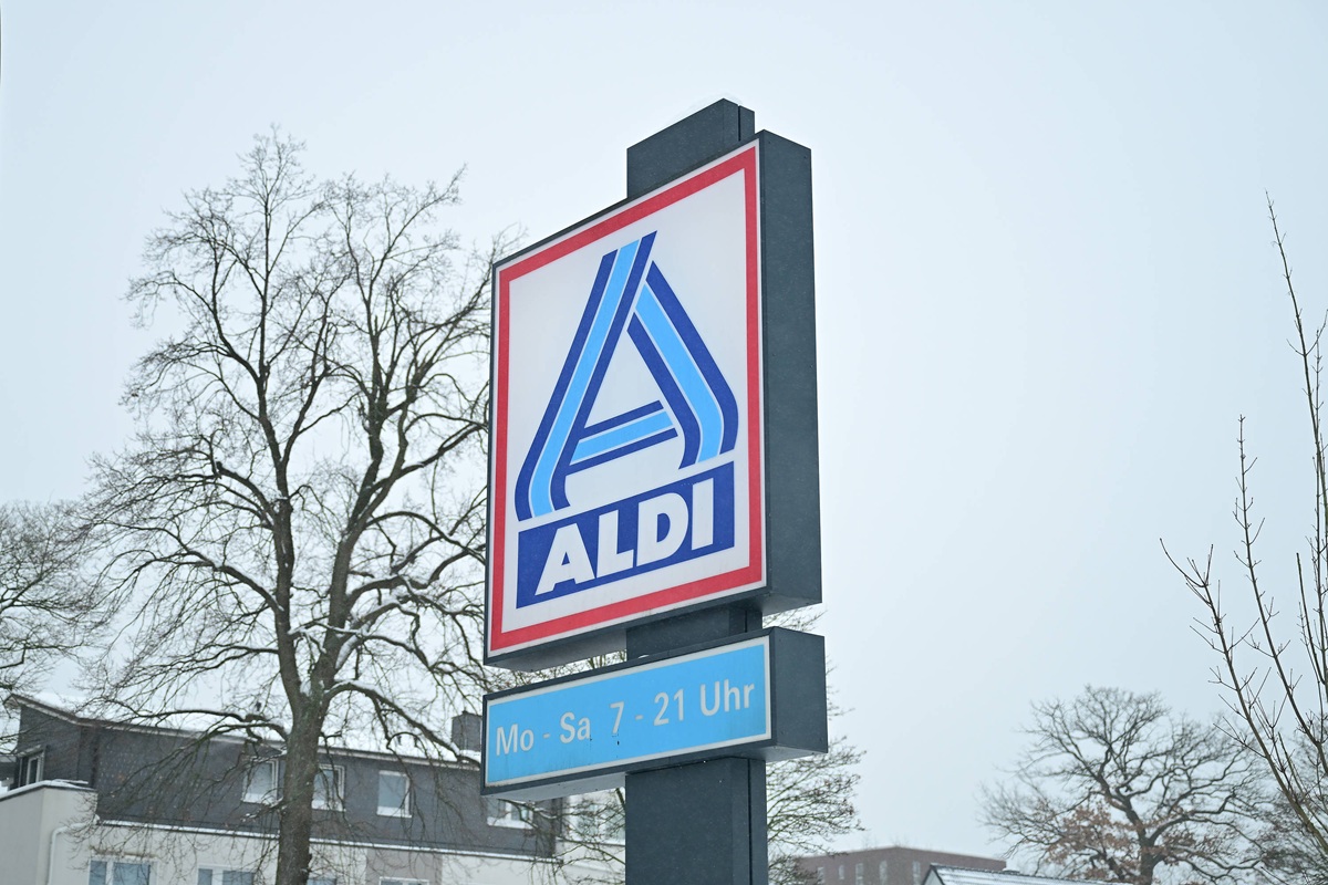 „Wirklich krass“: „Frühstücksfernsehen“-Reporter kauft bei Aldi ein und ...