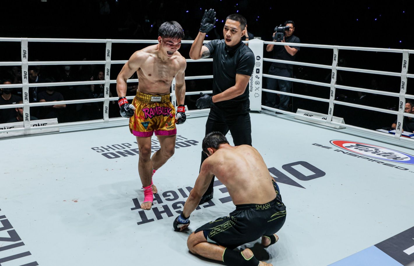 ONE Championship - usai raih bonus nyaris semiliar, Rambolek sisihkan ...